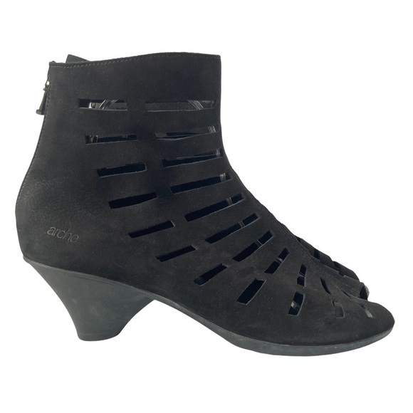 Arche | Shoes | Arche Enexor Nubuck Geometric Caged Cutout Ankle Bootie ...